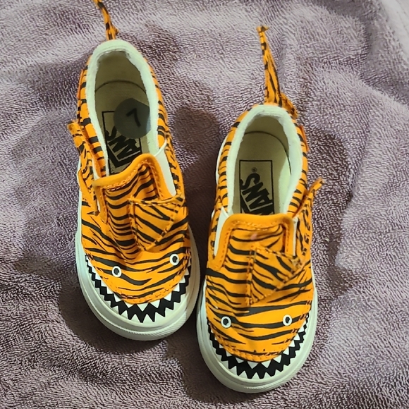 Vans | Shoes | Vans Kids Orange Tiger Stripe Sneakers | Poshmark